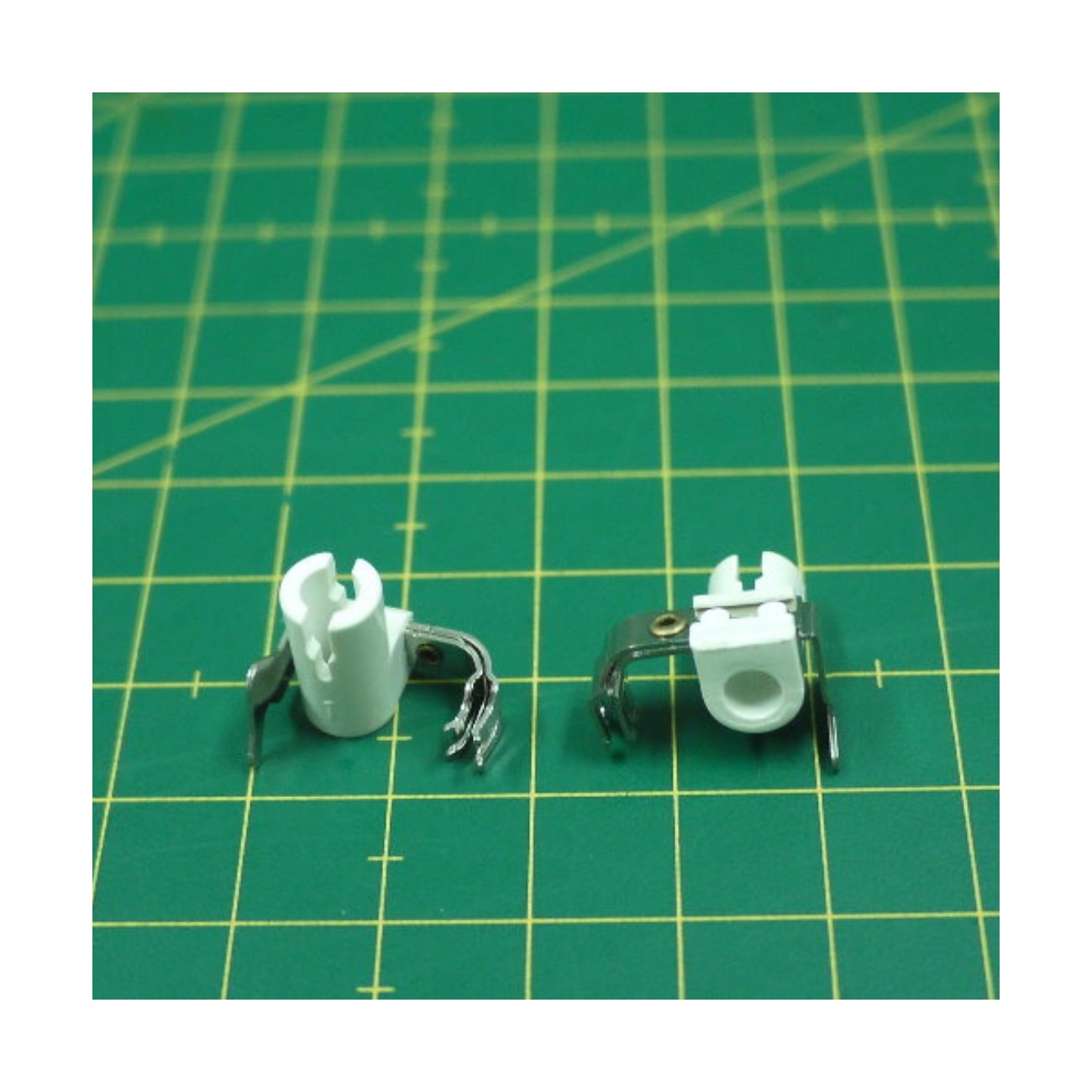 Needle Threader 68002682 SINGER | SECO CORPORATION 世廣國際有限公司